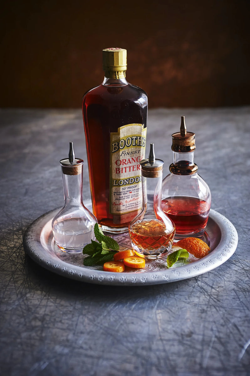 What Are Cocktail Bitters and How Should You Use Them? – Urban Bar EU